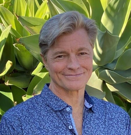 Dean Erickson | Creative & Professional | 321-574-8052